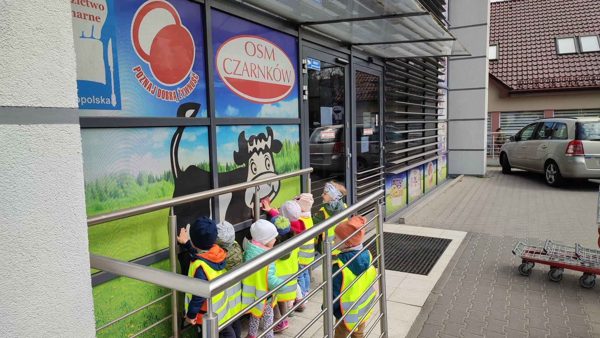 SKĄD SIE BIERZE MLEKO? - Przedszkole Miejskie nr 2 im. Jana Brzechwy SKĄD SIE BIERZE MLEKO? - Przedszkole Miejskie nr 2 im. Jana Brzechwy